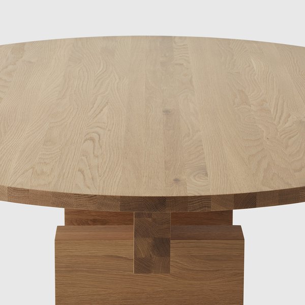 Resident | Plane Dining Table Round